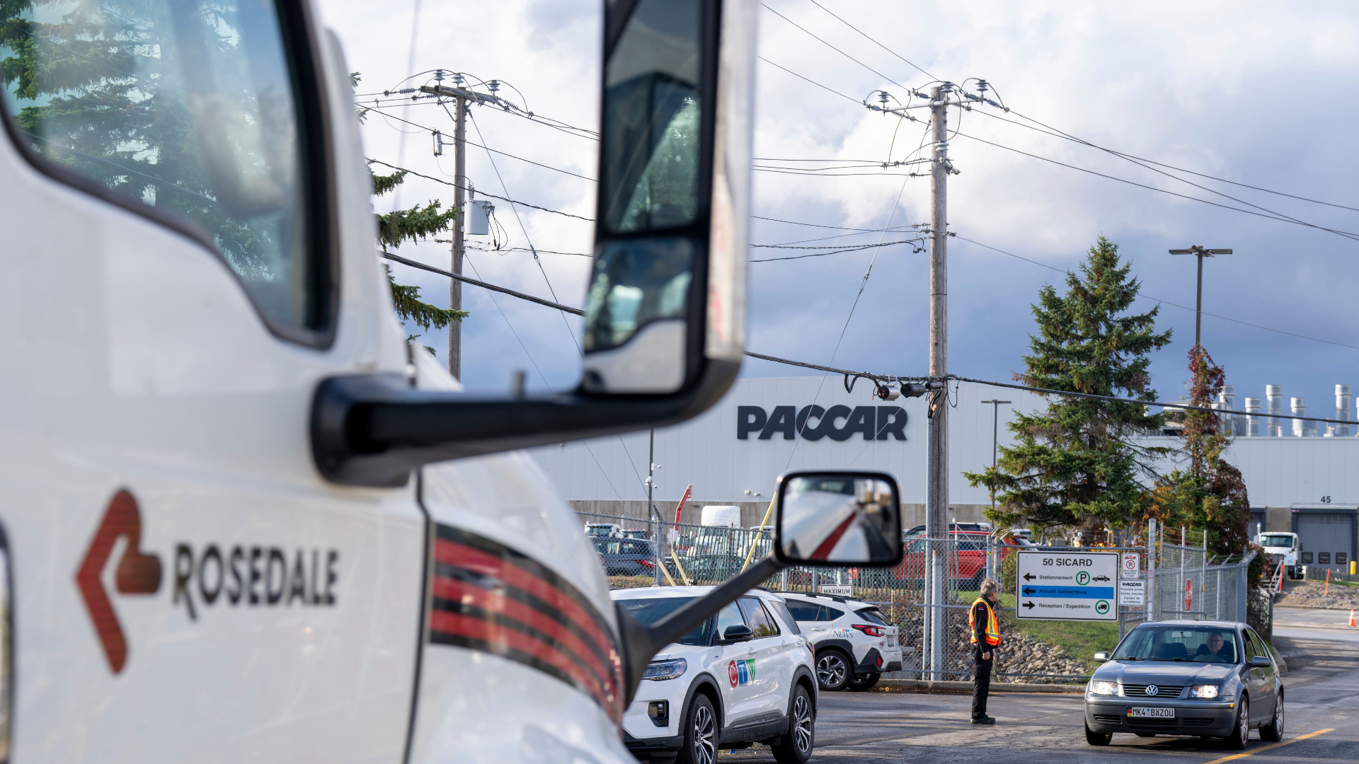 Paccar Canada Layoffs